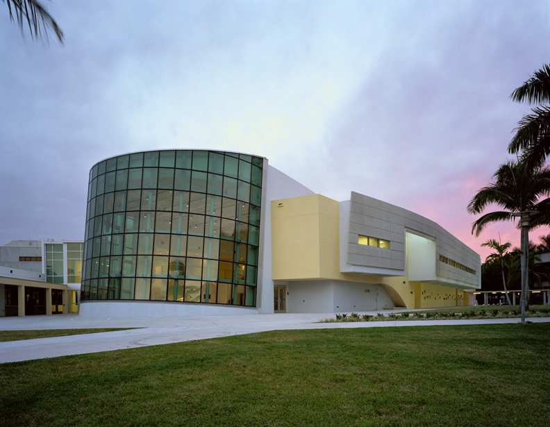 Florida International University Graham Center - Kaufman Lynn Construction